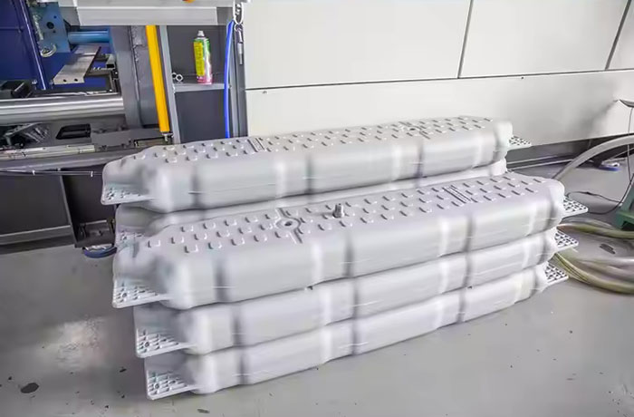 HDPE Pontoon Modular Floating Extrusion Blow Molding Machine – Leading ...